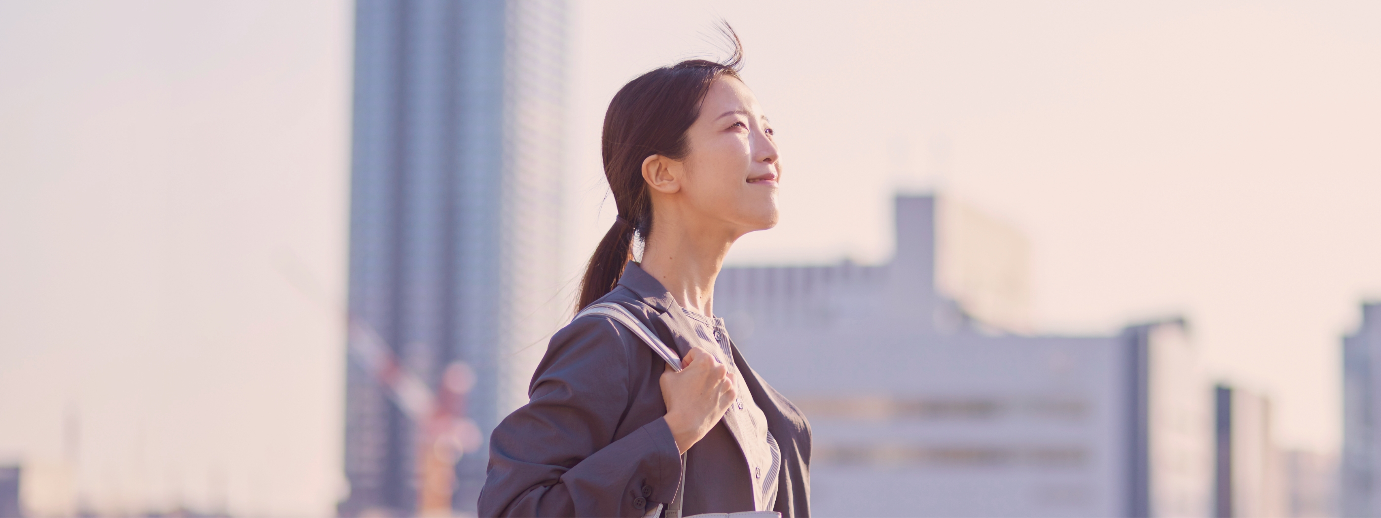 yoloco – 従業員の笑顔と喜びを追求し、心の健康と幸福感を向上させるためのサポートを提供します。 ストレス管理、心理カウンセリング ...